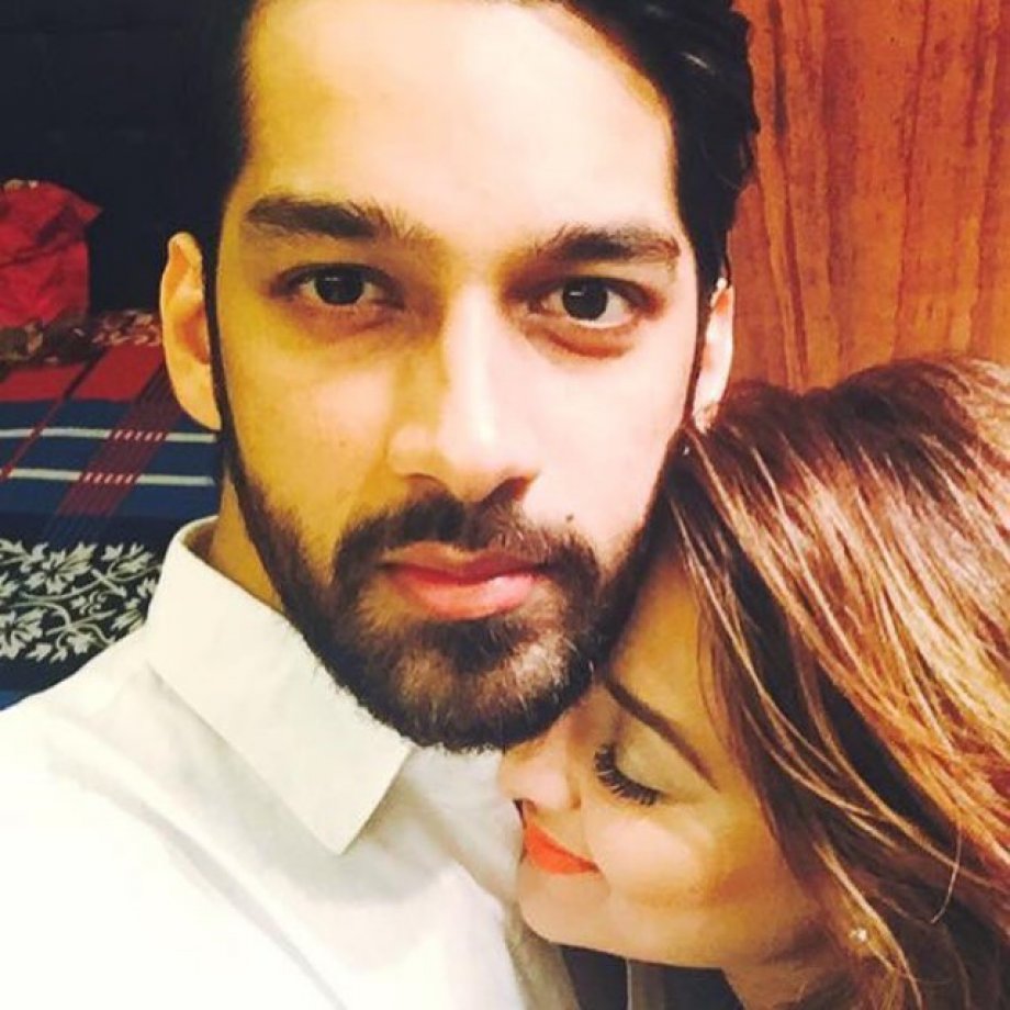 Karan Vohra's Instagram, Twitter & Facebook on IDCrawl